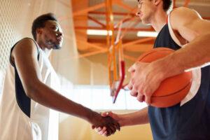 8 Good Sportsmanship Characteristics of Basketball Players - FAME Spark